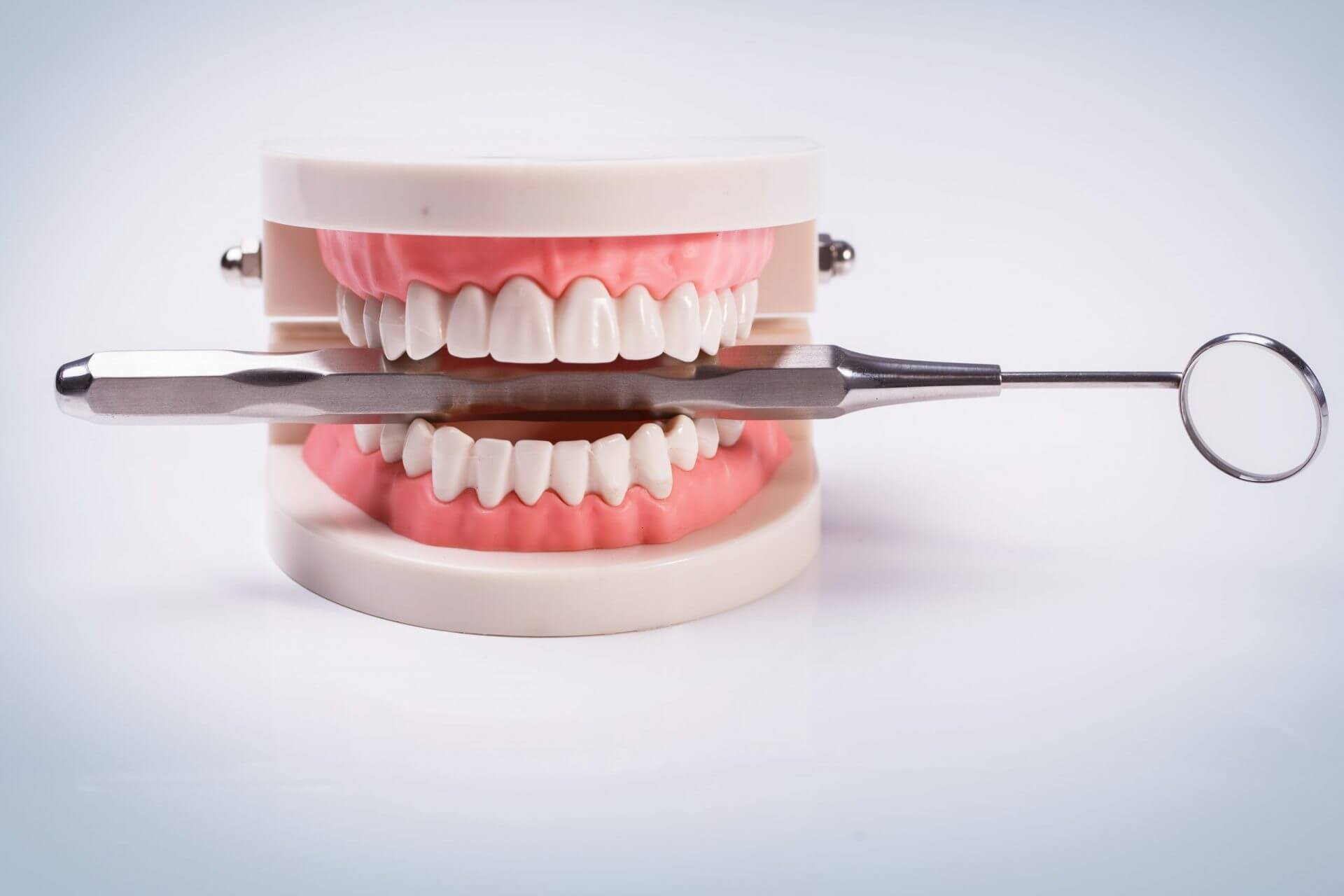 7 Common Dental Problems You Should Know About | GetSetHappy