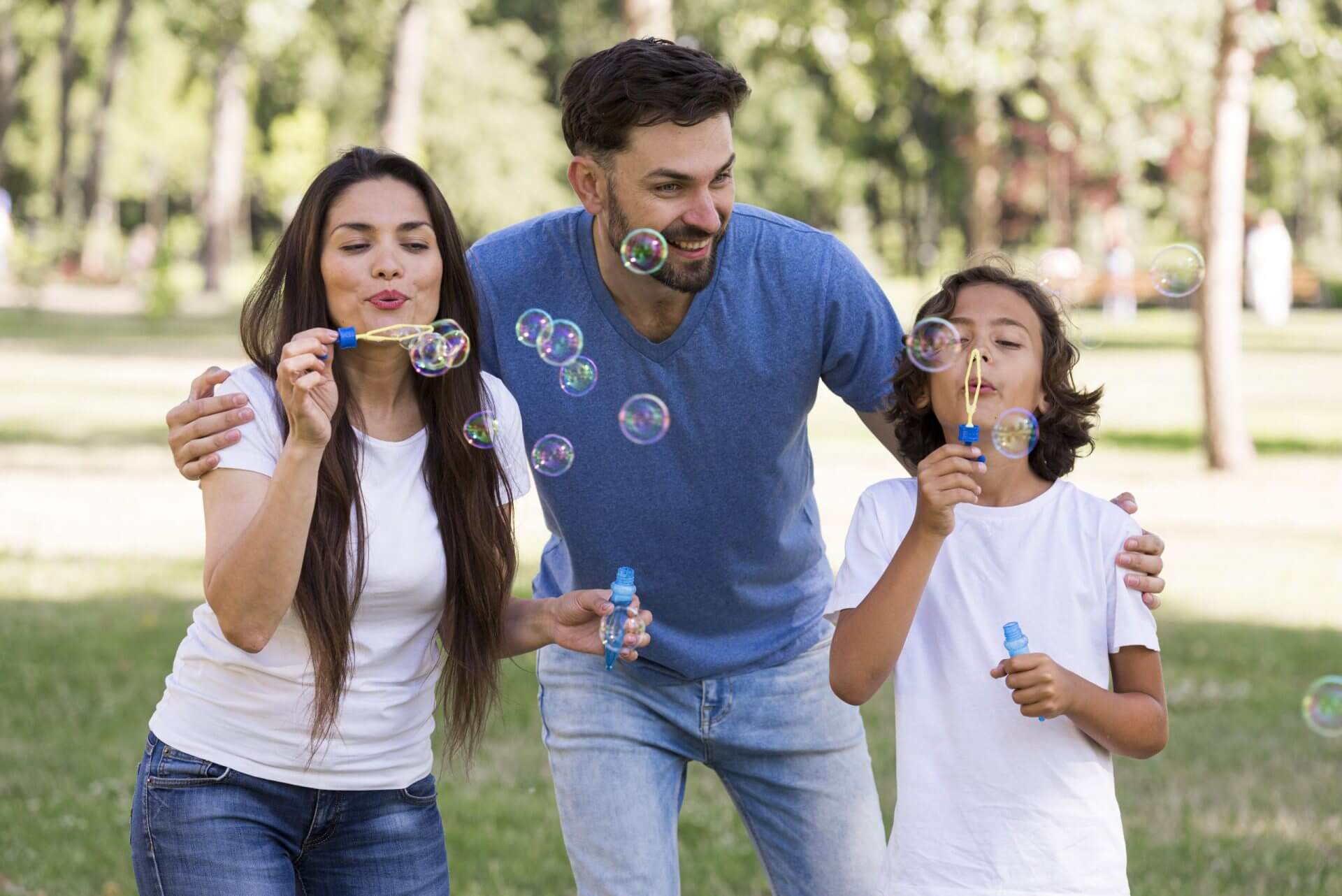 5 Ways to Keep the Family Happy this Summer | GetSetHappy